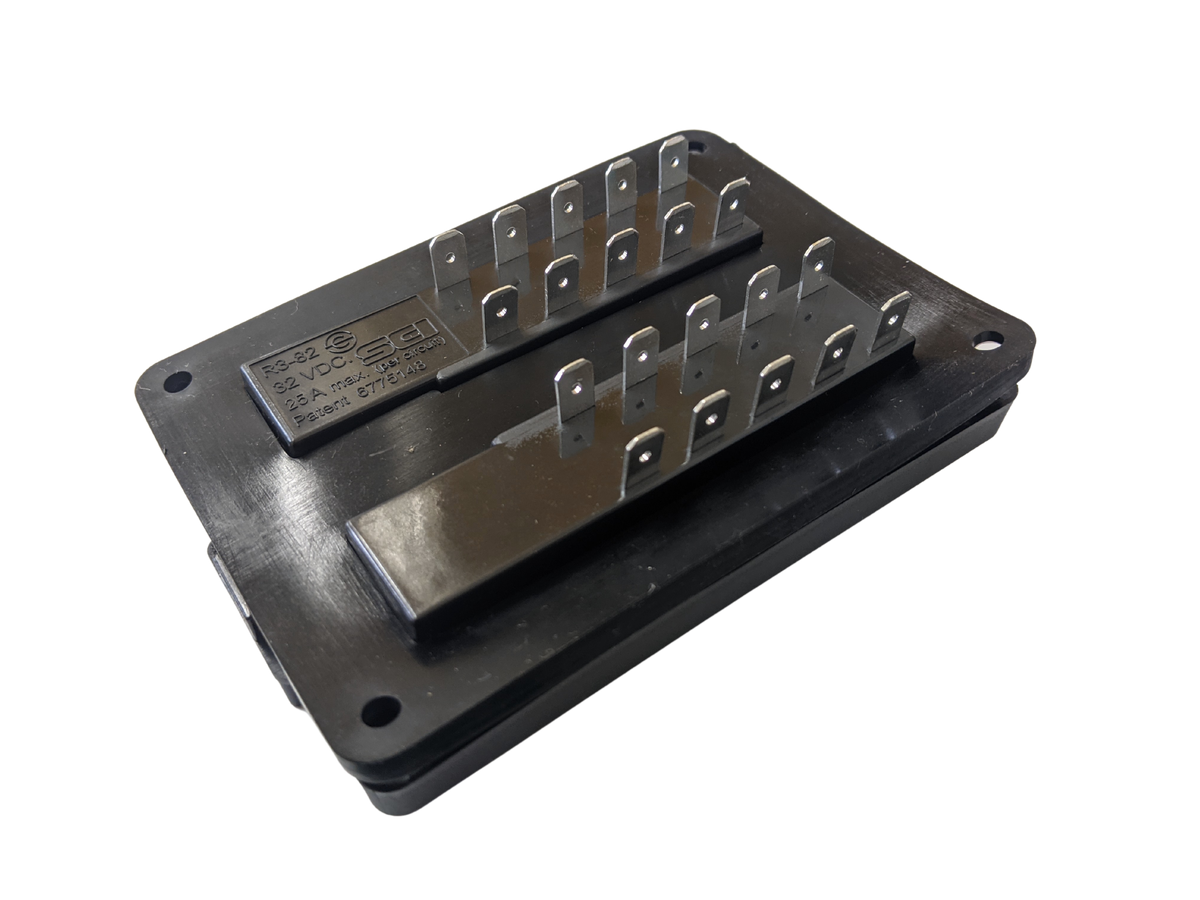 10 Way Weatherproof Blade Fuse Box